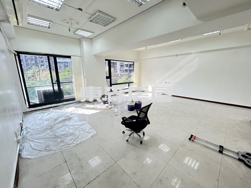 綠藝首席新北市新莊區福德三街電梯大廈頭前面公園⭐️綠意首席4房車⭐️科達房產｜敝姓陳 房屋出售 樂屋網