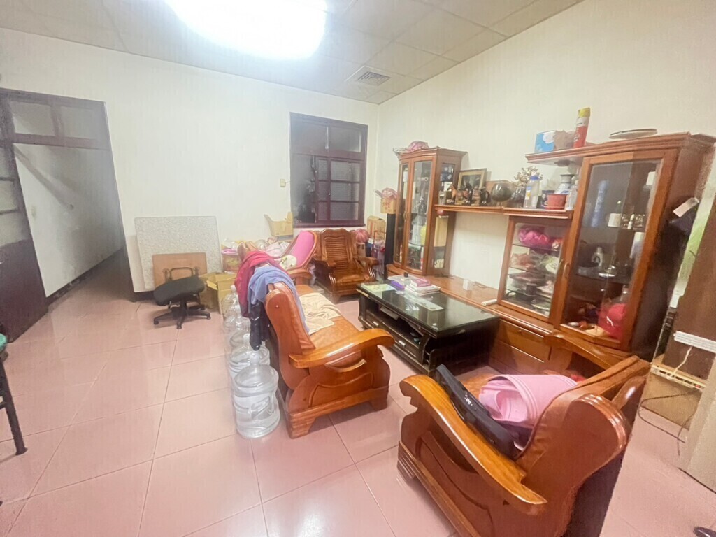桃園市桃園區永安路透天厝 蛋媽推薦 藝文中路雙核心 黃金透店權狀破百坪透店 房屋出售 樂屋網