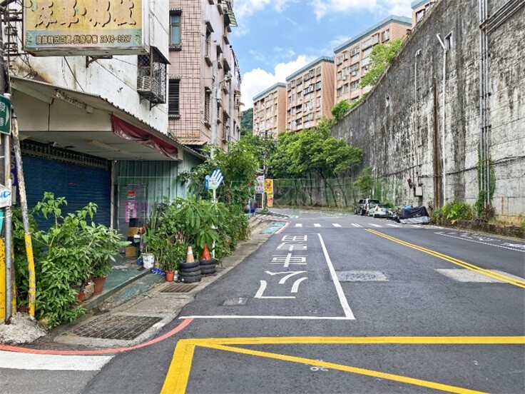 新北市汐止區汐萬路一段公寓汐萬收租屋 房屋出售 樂屋網