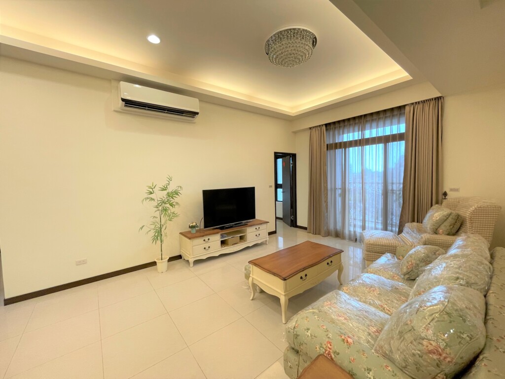 信義國際台北市信義區基隆路一段電梯大廈誠意出租 市府高樓大空間電梯四房 房屋出租 樂屋網