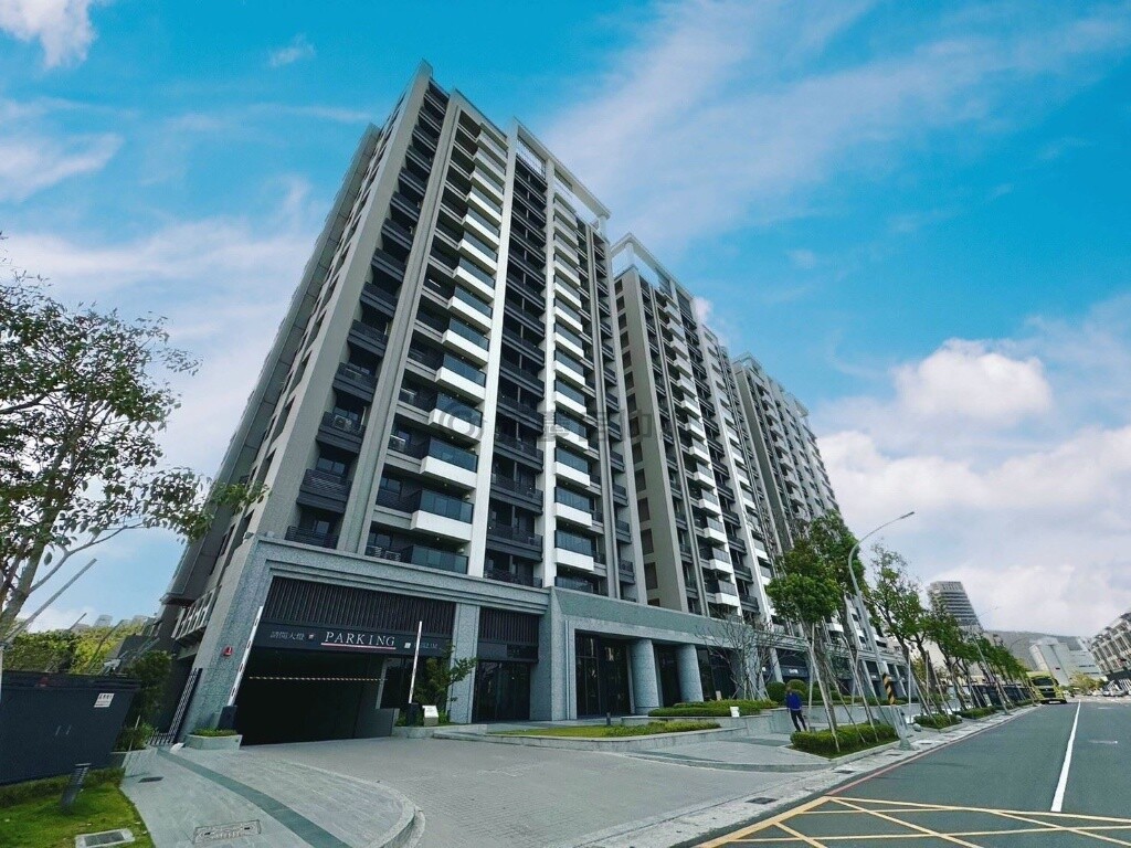 太子雲極高雄市仁武區霞海路電梯大廈高鐵榮總霞海商圈全新未住採光超大正2房 房屋出售 樂屋網