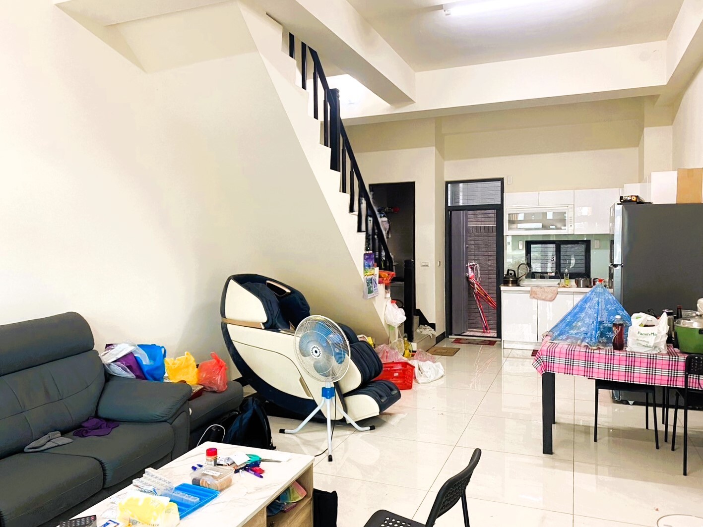 正臨港東路上門口可停雙車透天金店面 台中市龍井區2020流星雨買房子、房屋出售 樂屋網