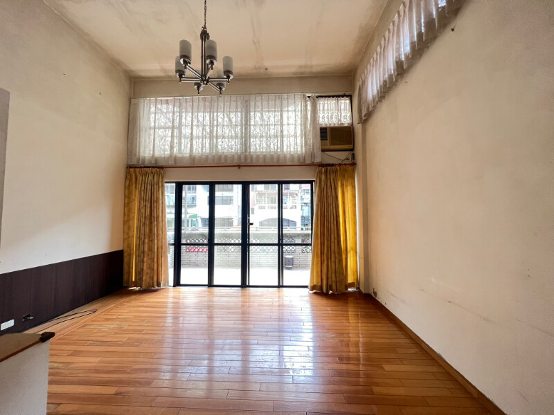 玫瑰園玫瑰中國城新北市新店區玫瑰路公寓央北團隊小芸玫瑰中國城低總免爬高大空間 房屋出售 樂屋網
