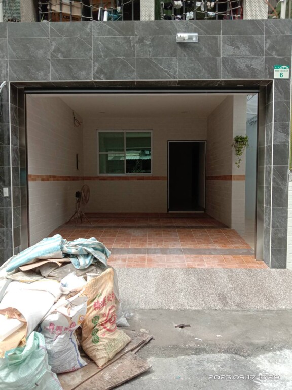 高雄市鳳山區建國路一段公寓建國商圈全新翻修公寓一樓車庫 房屋出售 樂屋網