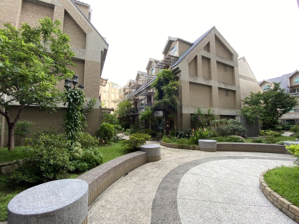 新天地桃園市八德區桃鶯路南僑巷別墅桃鶯商圈庭院別墅新天地 房屋出售 樂屋網