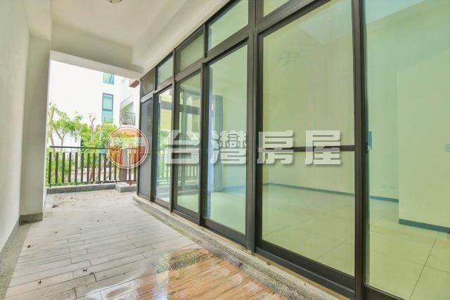 台南市安南區環館路透天厝找華華 安南區專任國揚電梯雙車豪墅 房屋出售 樂屋網