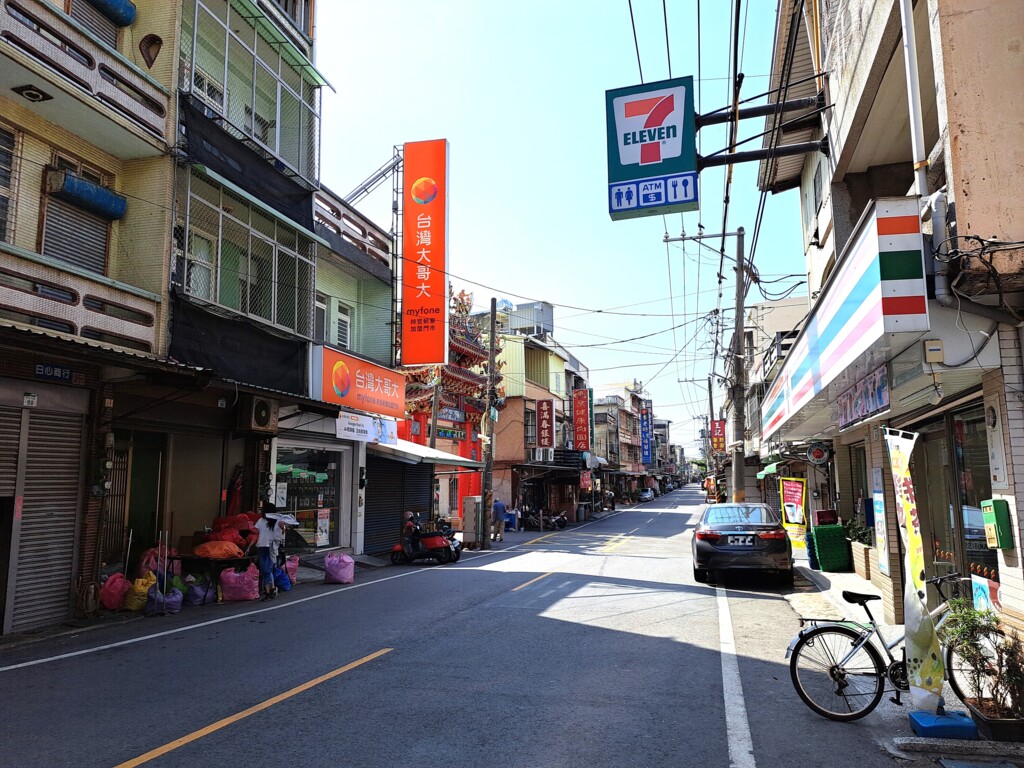 高雄市梓官區赤崁南路保生三巷透天厝梓官蚵寮國小│超值活巷正樓透天│孝親房│騎樓停車 房屋出售 樂屋網