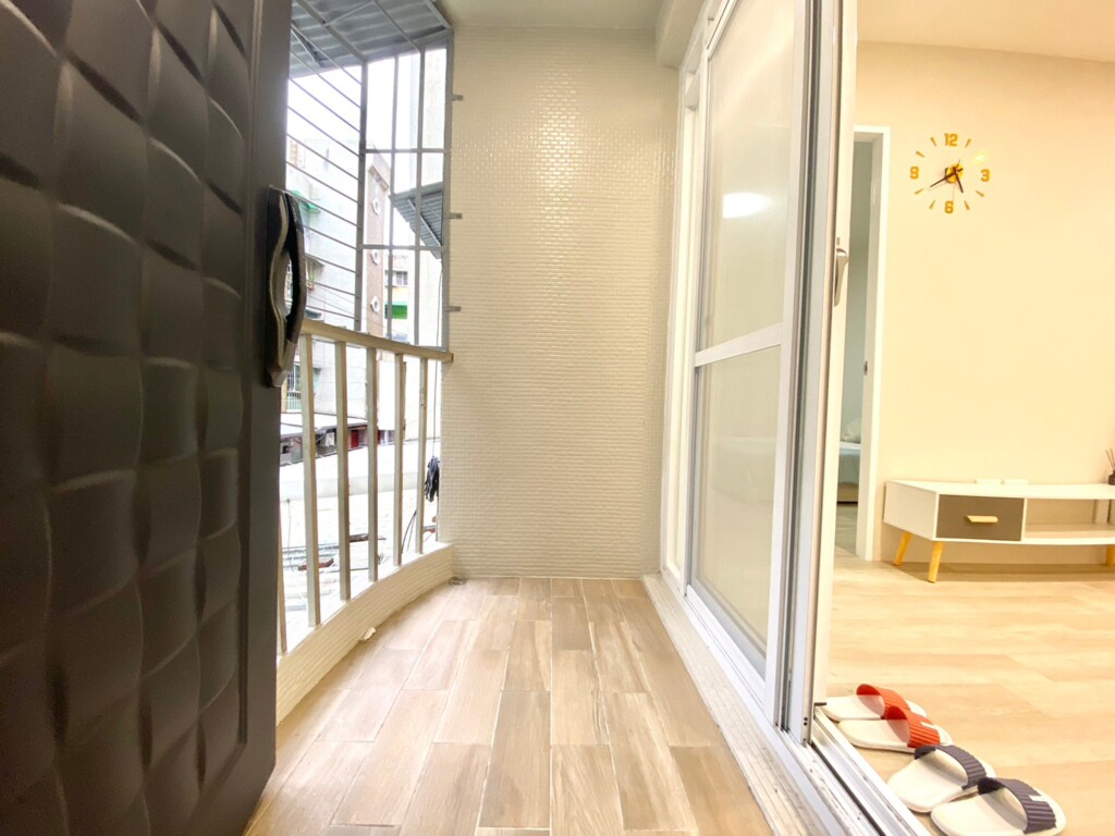 高雄市楠梓區興楠路公寓楠梓買屋賣屋楠梓法院陽台進出全新未住公寓2樓 房屋出售 樂屋網