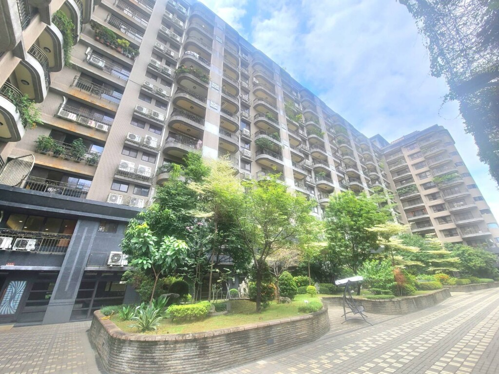 金莊悅泉新北市新莊區福前街電梯大廈典藏幸福～頭前金莊悅泉溫泉宅6房雙車位 房屋出售 樂屋網