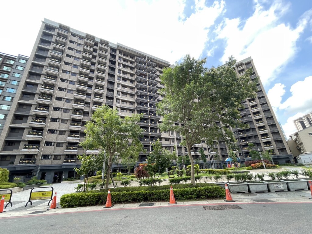 巴黎線上,桃園市中壢區永順街,電梯大廈,巴黎線上3房清園青埔學區旁 | 房屋出租 | 樂屋網