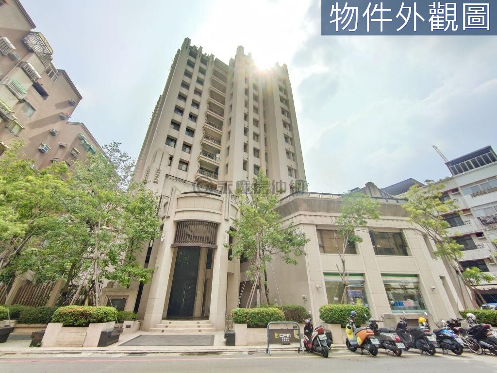 坤悅豐盛台中市西屯區西屯路二段電梯大廈文心櫻花捷運站 坤悅豐盛 四改三b1雙平車 房屋出售 樂屋網