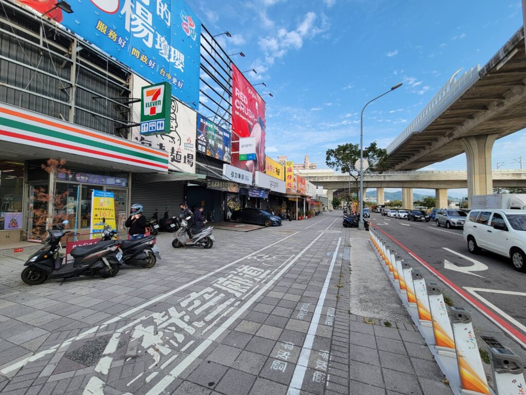 台中市潭子區環中東路一段透天厝專任 ☀正環中東店住☀ 房屋出售 樂屋網