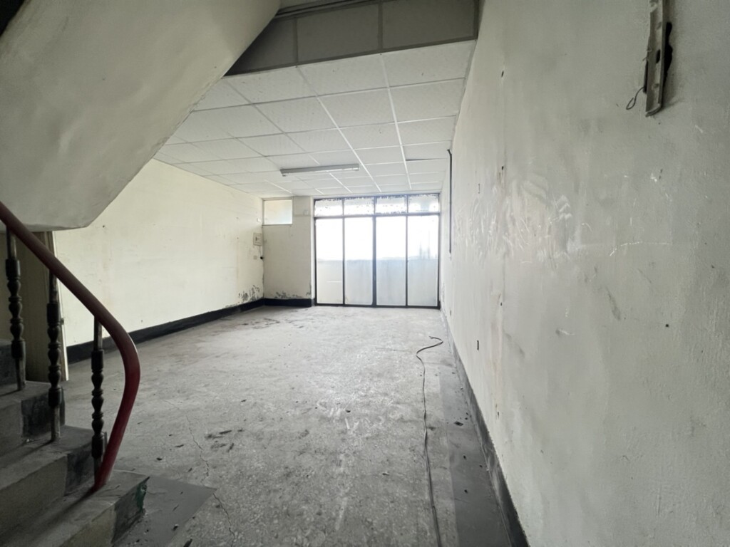 高雄市仁武區鳳仁路店面仁武鳳仁路上金店面 房屋出售 樂屋網