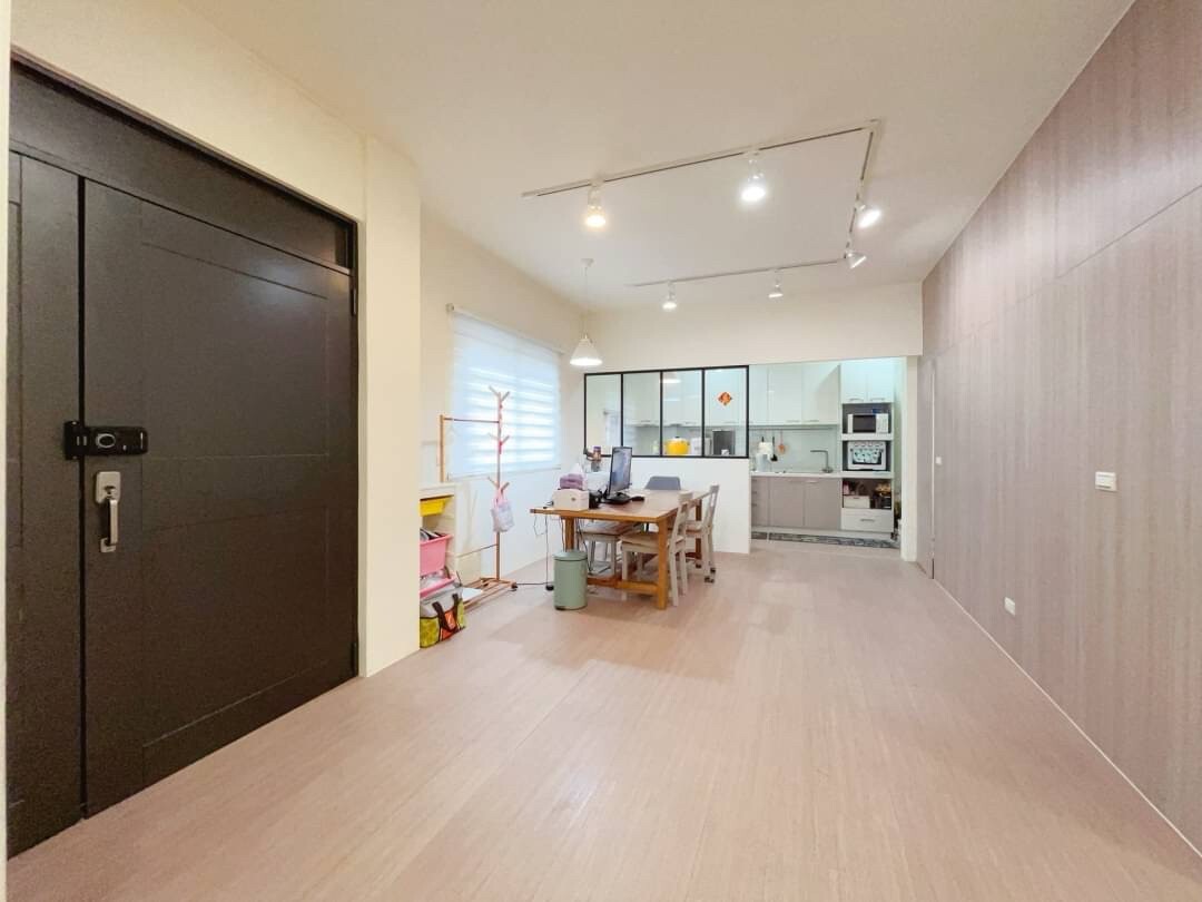 新竹縣竹北市縣政十八街透天厝竹北縣政公園旁美墅【4大房室內車庫】 房屋出售 樂屋網