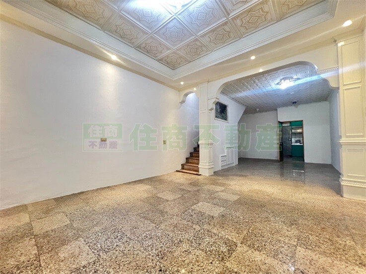 桃園市桃園區桃鶯路透天厝後站圖書館美透天 房屋出售 樂屋網