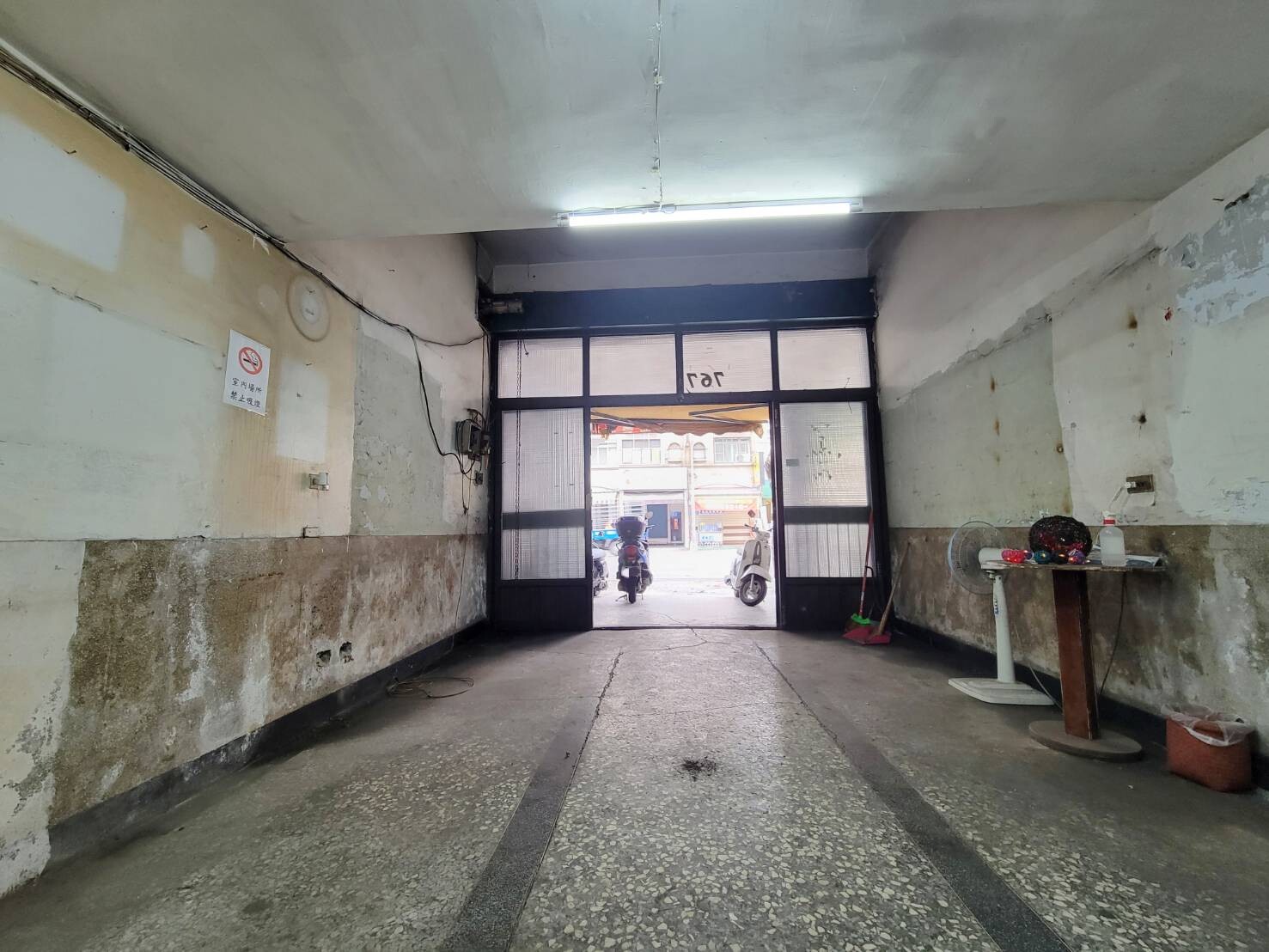 高雄市三民區鼎中路透天厝榮總文藻雙商圈騎樓式醒目透天店住 房屋出售 樂屋網