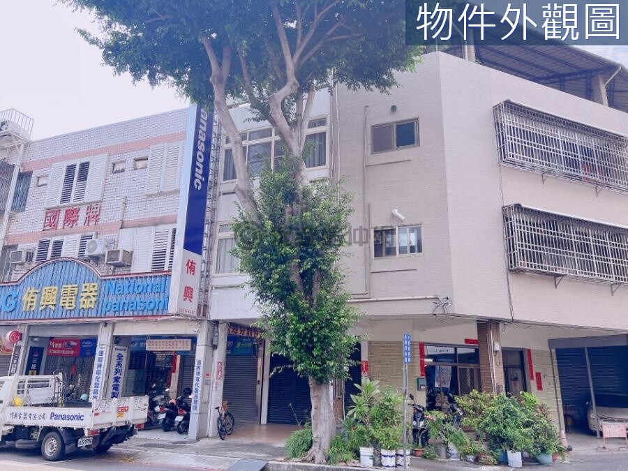 台中市南區五權南路透天厝正五權南路黃金店面店住合一大空間透店 房屋出售 樂屋網