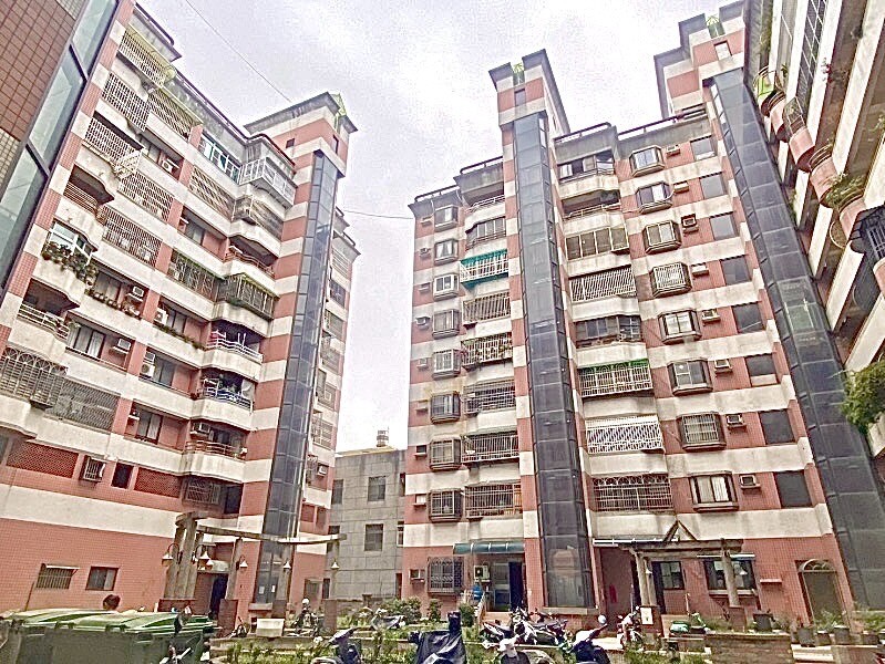 D7472 富家天下4房 - 嘉義縣太保市偉鳴富家天下買房子 | 樂屋網