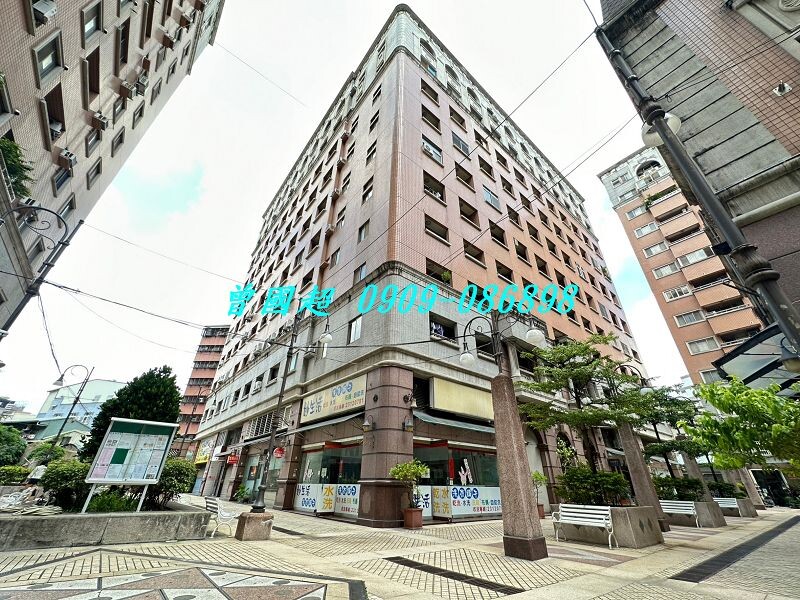 桂冠歐洲台中市西屯區四川路套房秒殺,低於市價【桂冠歐洲】套房,漢口國中何厝國小 房屋出售 樂屋網