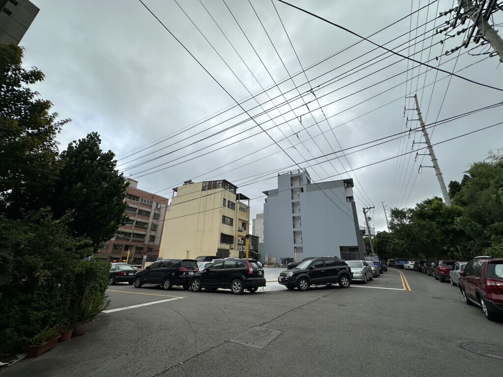 建地☀️專任台中西屯近東海商圈超讚住二建地台中市西屯區順和段 樂屋網 土地買賣