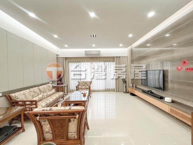 高雄市仁武區仁孝路透天厝仁武得邑電梯雙店面 房屋出售 樂屋網