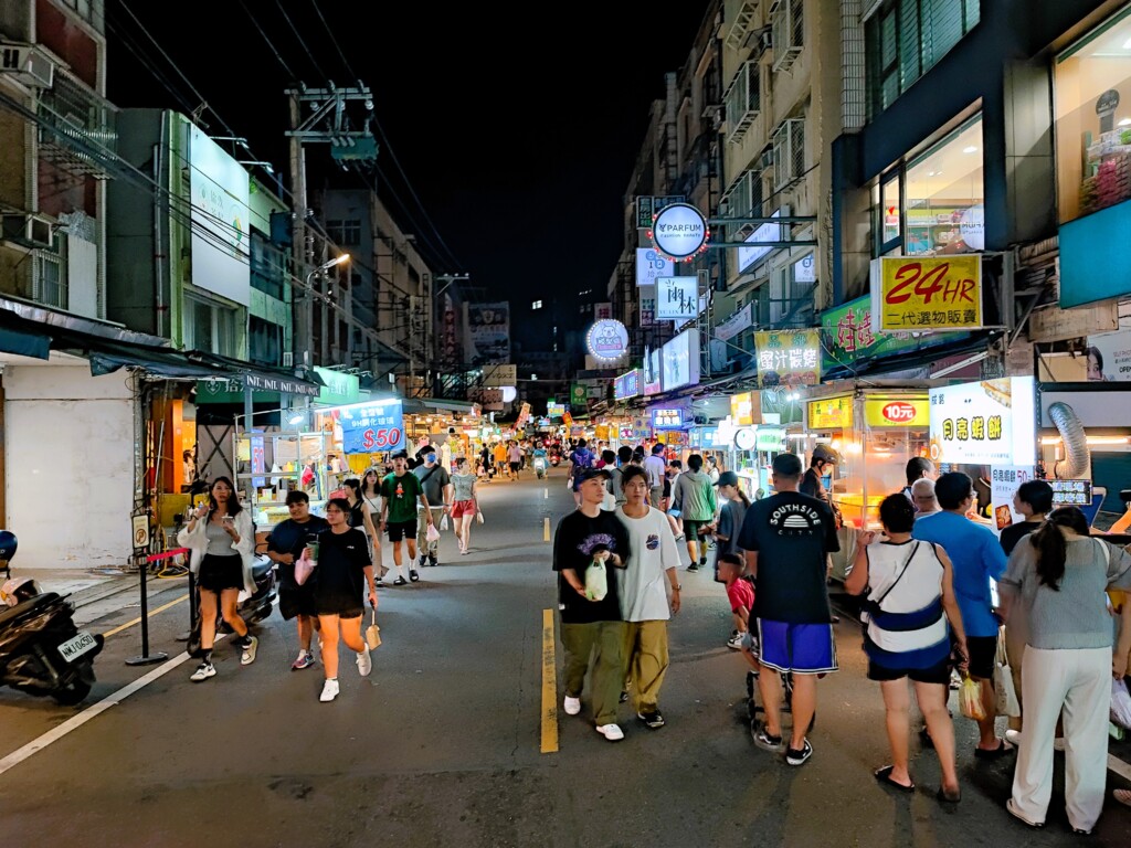 桃園市中壢區三和二街店面⭐中原夜市⭐3雙店面⭐現有租方人潮不斷 房屋出售 樂屋網