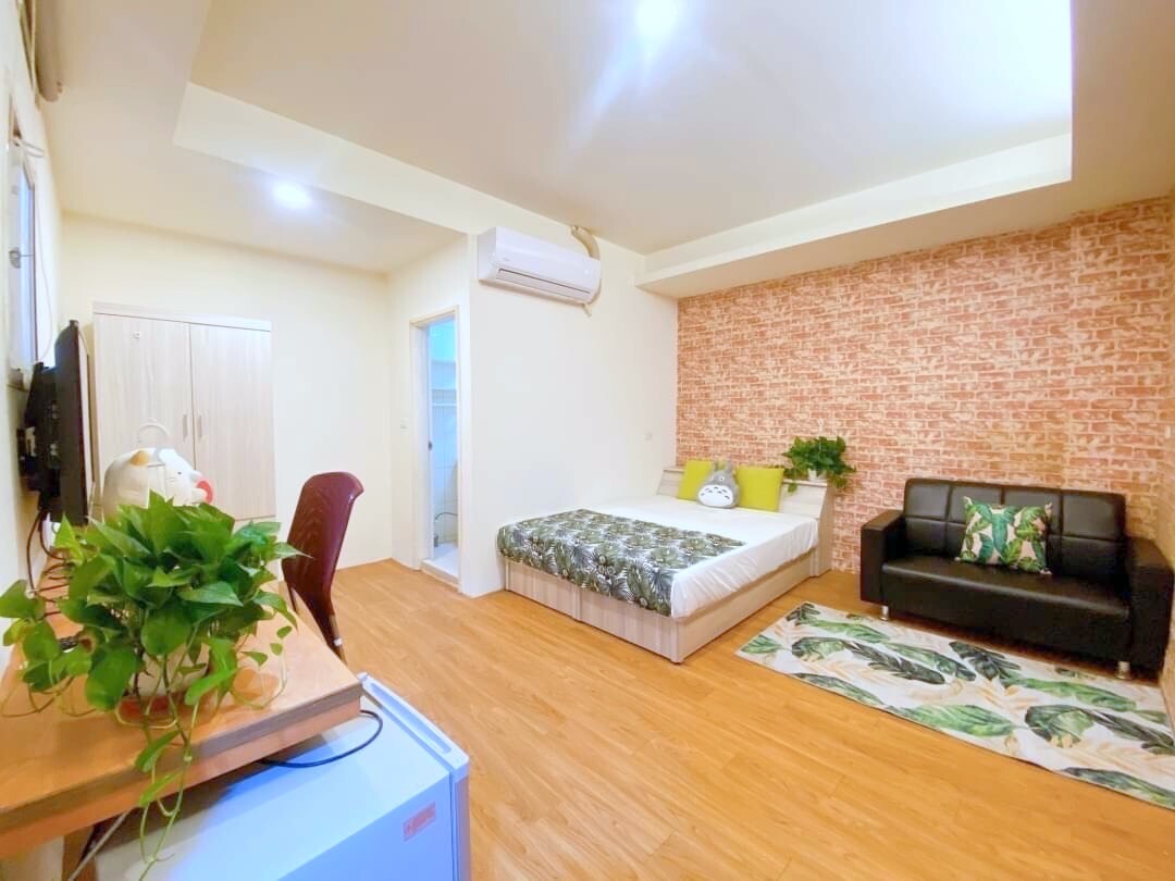 台中市北屯區碧柳一巷電梯大廈 小資首選 木質地板 住戶單純 電梯套房 房屋出租 樂屋網