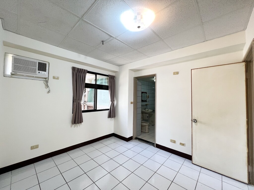 中科里仁中科新城國安國宅乙區台中市西屯區國祥街電梯大廈稀有面國祥街漂亮視野次頂樓大三房 房屋出售 樂屋網