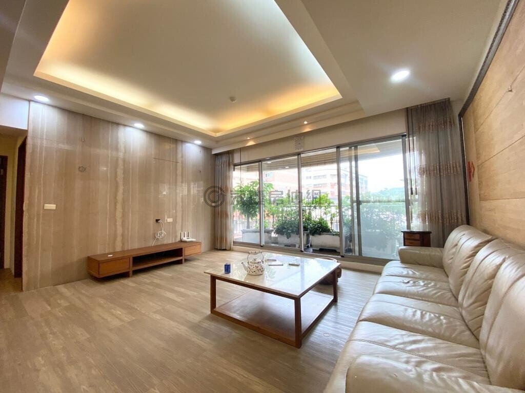 藝術學院桃園市桃園區新埔六街電梯大廈總圖就在你對面 麗寶藝術學苑31房雙車 房屋出售 樂屋網