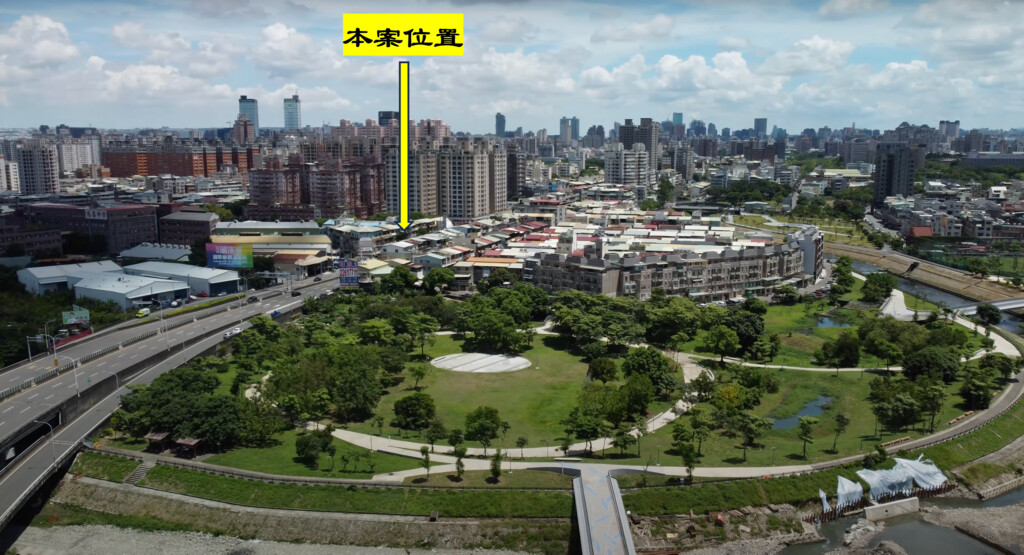 台中市南區五權南路透天厝大降價僑泰高中臨路金透店＋住家 房屋出售 樂屋網