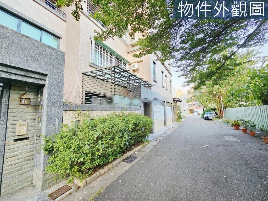 美術館車站妙齡 9米大面寬雙車別墅 高雄市鼓山區買房子、房屋出售 樂屋網