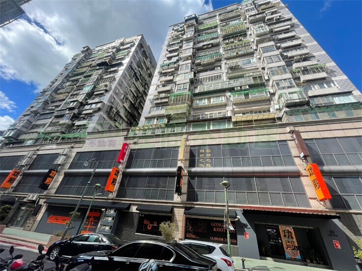 台北市中山區新生北路二段電梯大廈翡翠花園邊間美兩房 房屋出售 樂屋網