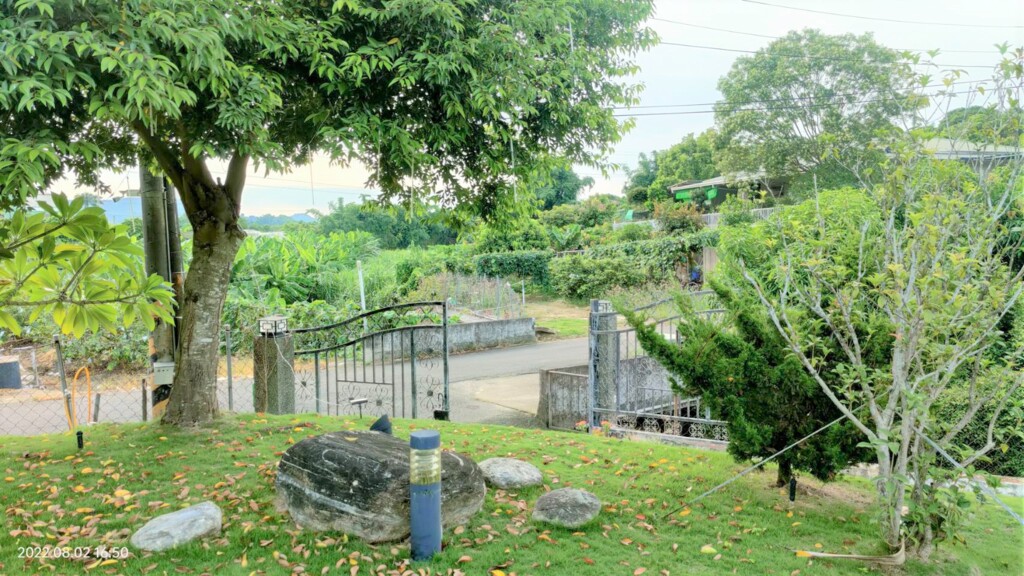 住宅用地燕巢紅山巷美麗莊園 有水電、休閒渡假、附美平房高雄市燕巢區尖山段 樂屋網 土地買賣