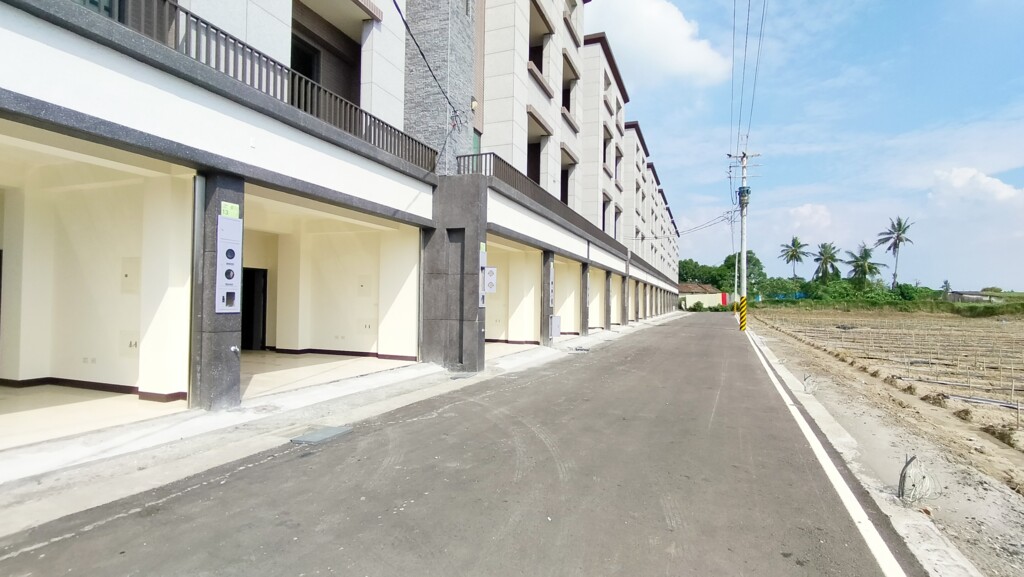 高雄市鳳山區光遠路透天厝鳳山光遠路商圈車庫透天 房屋出售 樂屋網