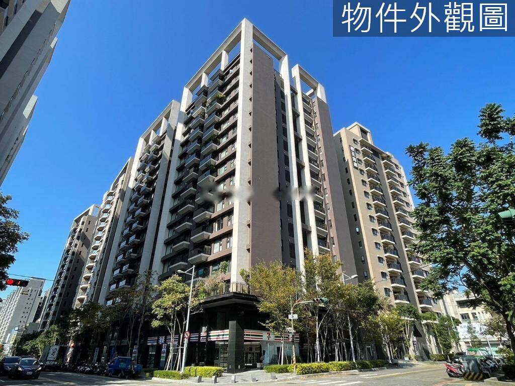 曙光之旅1期台中市太平區育賢路電梯大廈 愛家雙寶爸 曙光之旅一大三房平車送露臺戶 房屋出售 樂屋網