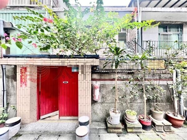 新北市泰山區貴子路透天厝區域醫院旁未來的錢潮地段 ️塭仔圳重劃區稀有透天 房屋出售 樂屋網