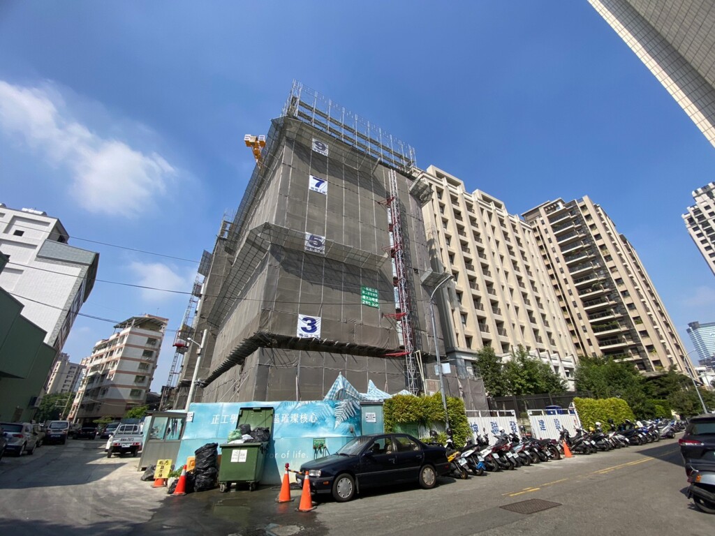 獨家工學商圈二房平車中樓層 台中市南區坤聯發工學匯買房子、房屋出售 樂屋網