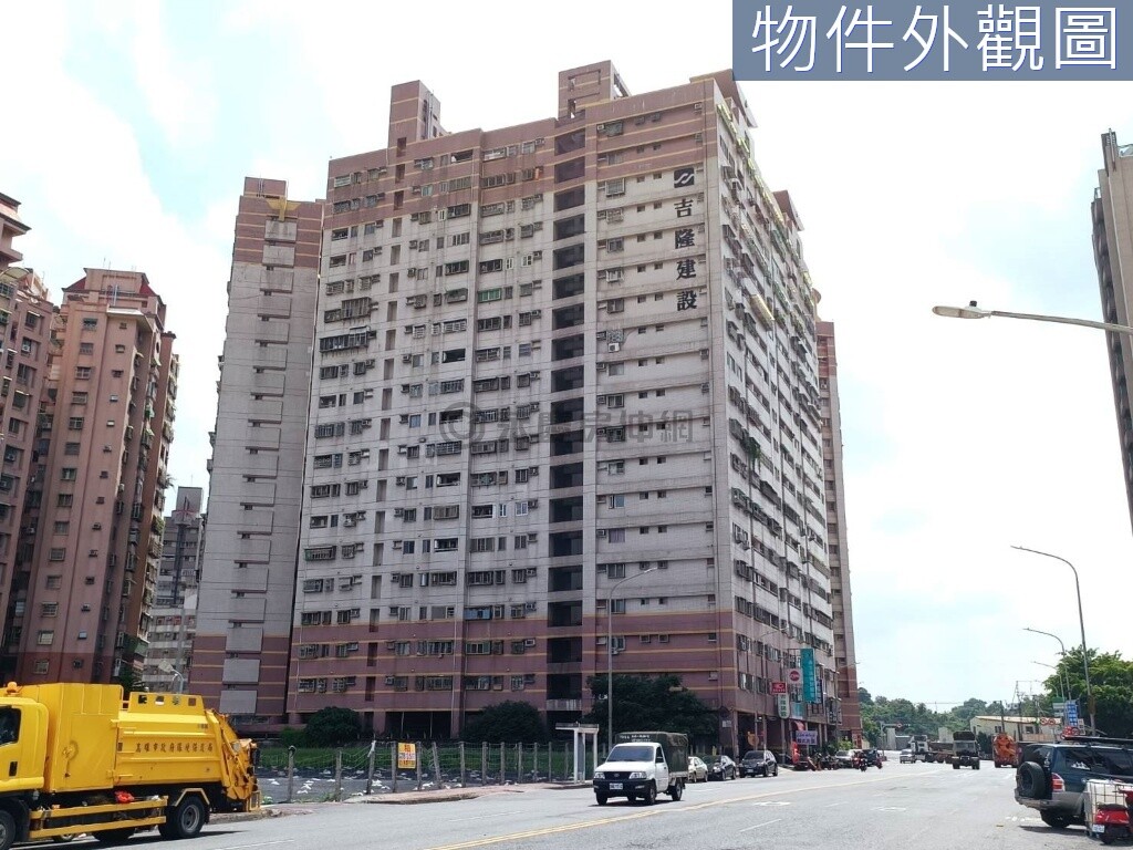泛美大鎮高雄市小港區高鳳路透天厝小港與星巴客為鄰有翻新4房平車 房屋出售 樂屋網