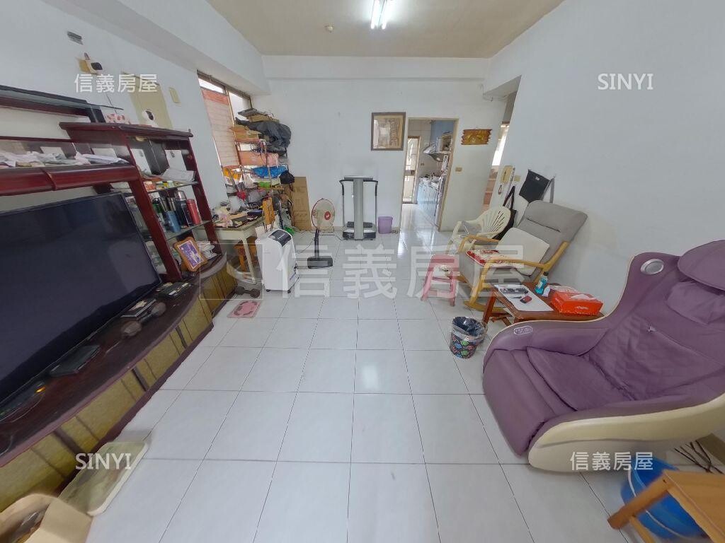 高雄市楠梓區清平街電梯大廈近超商&便利商店三房平車 房屋出租 樂屋網