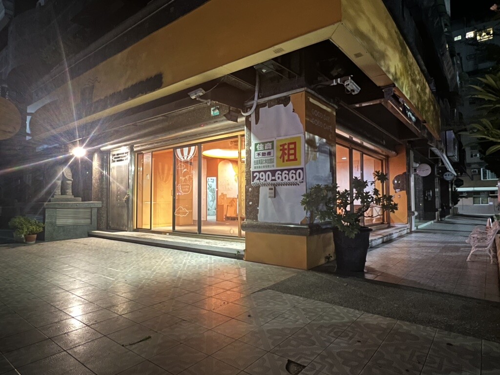 文化新世紀台南市東區中華東路三段電梯大廈文化中心黃金三角窗店面 房屋出租 樂屋網