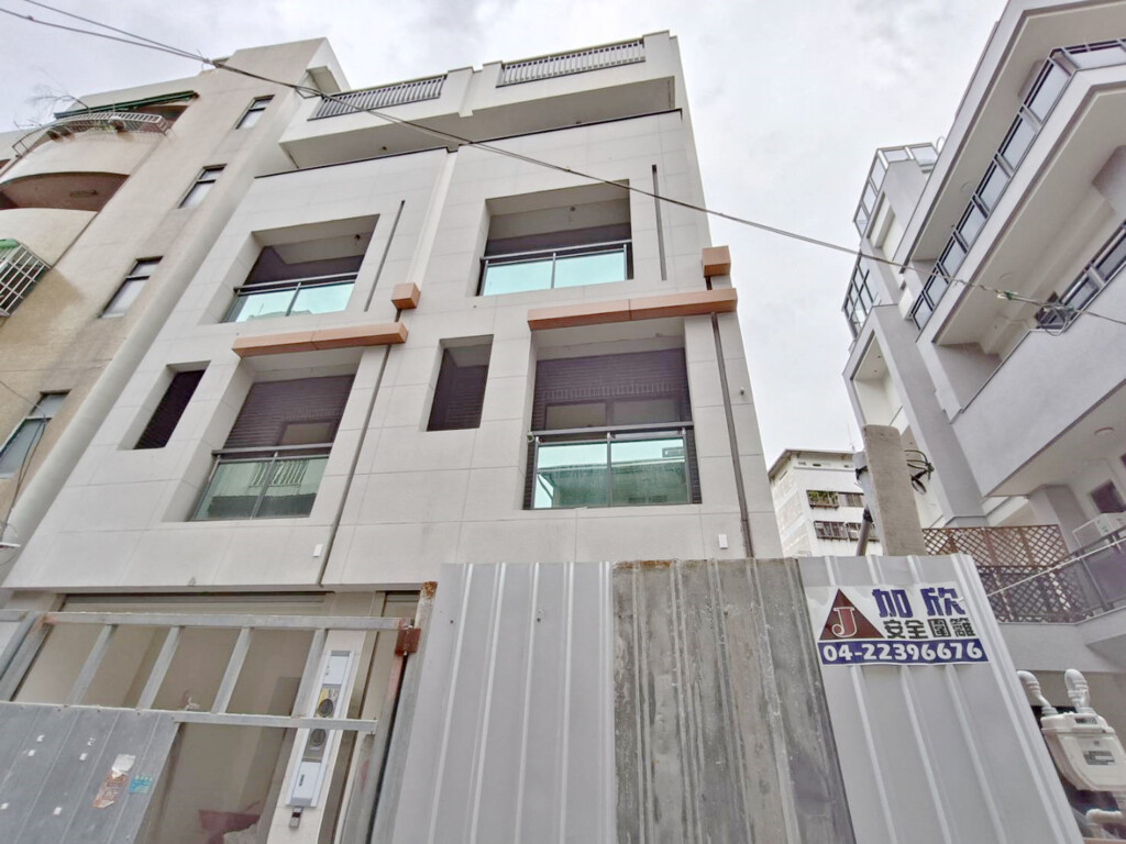 台中市北屯區益華街透天厝「親親戲院」全新孝親美壁近一中商圈 房屋出售 樂屋網