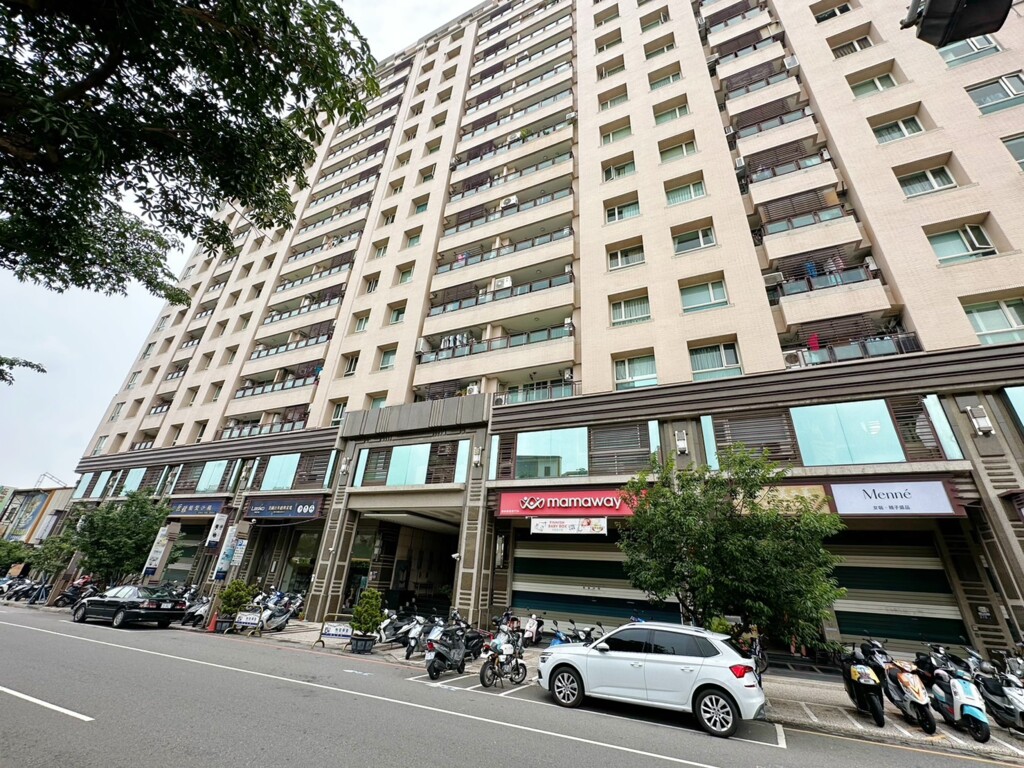 吉維尼大樓台中市豐原區圓環北路一段電梯大廈『阿成』豐原吉維尼抗震大樓 房屋出售 樂屋網