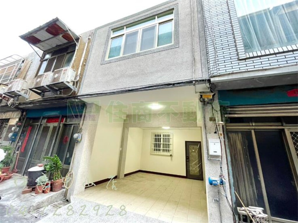 彰化縣彰化市金馬路三段透天厝小家庭首選金馬路車庫透 房屋出售 樂屋網