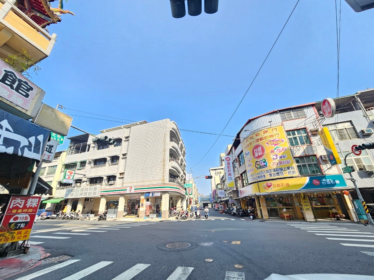 高雄市鳳山區崗山北街透天厝瑞隆商圈超便宜透天可停車 房屋出售 樂屋網