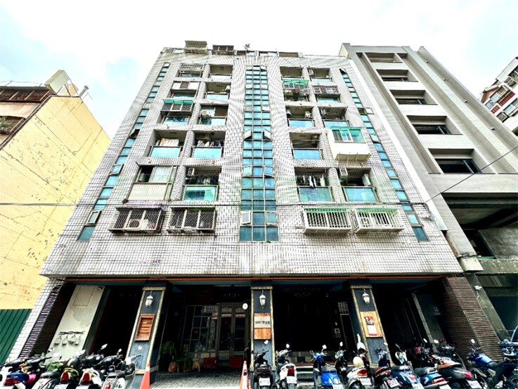 崇德商圈百坪雙面寬樓店 台中市北屯區買房子、房屋出售 樂屋網