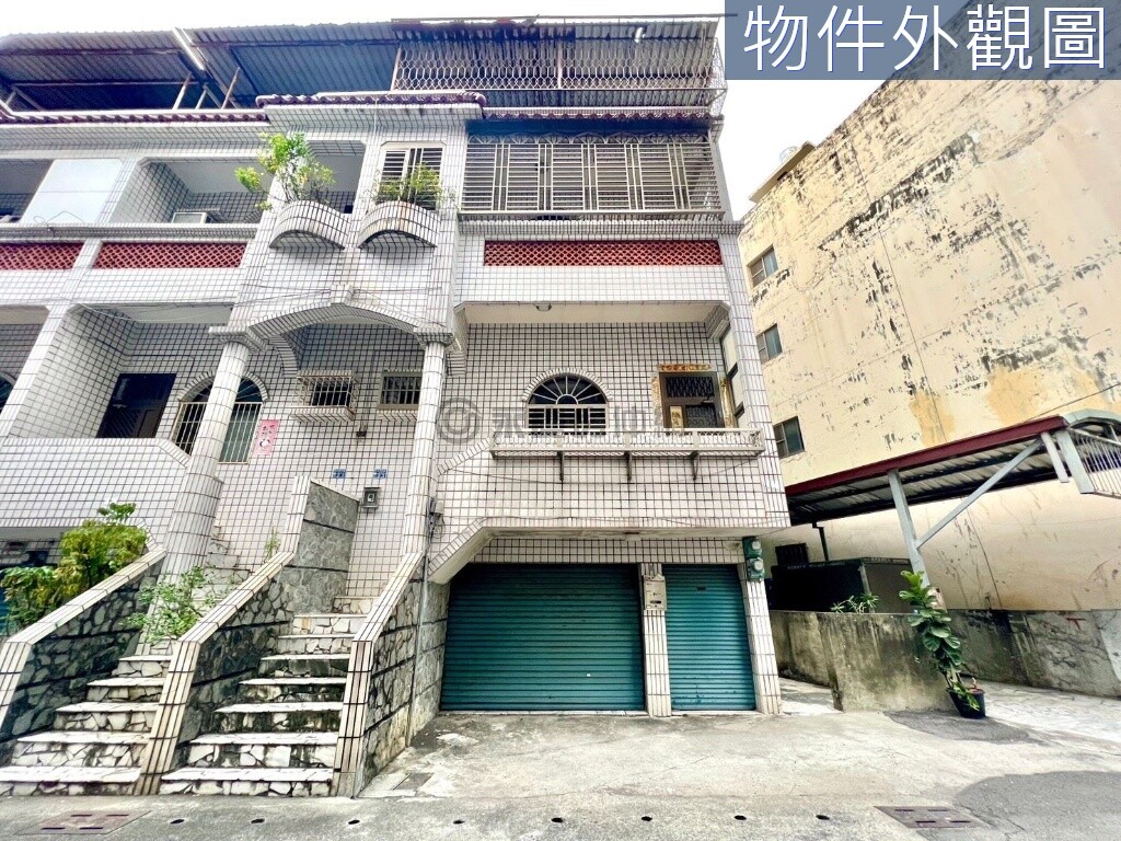 高雄市岡山區介壽西路透天厝岡山近87期|大地坪邊間|雙車墅 房屋出售 樂屋網