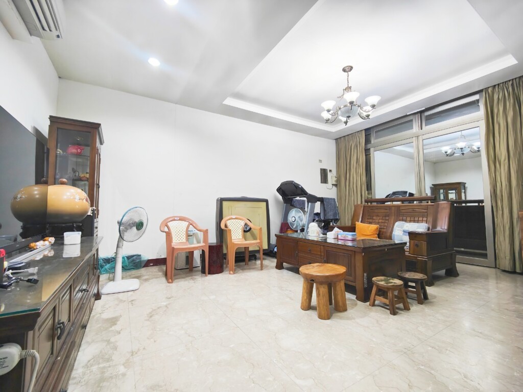 新竹市東區新莊街透天厝竹科新莊車站7米3面寬透天可住可店 房屋出售 樂屋網