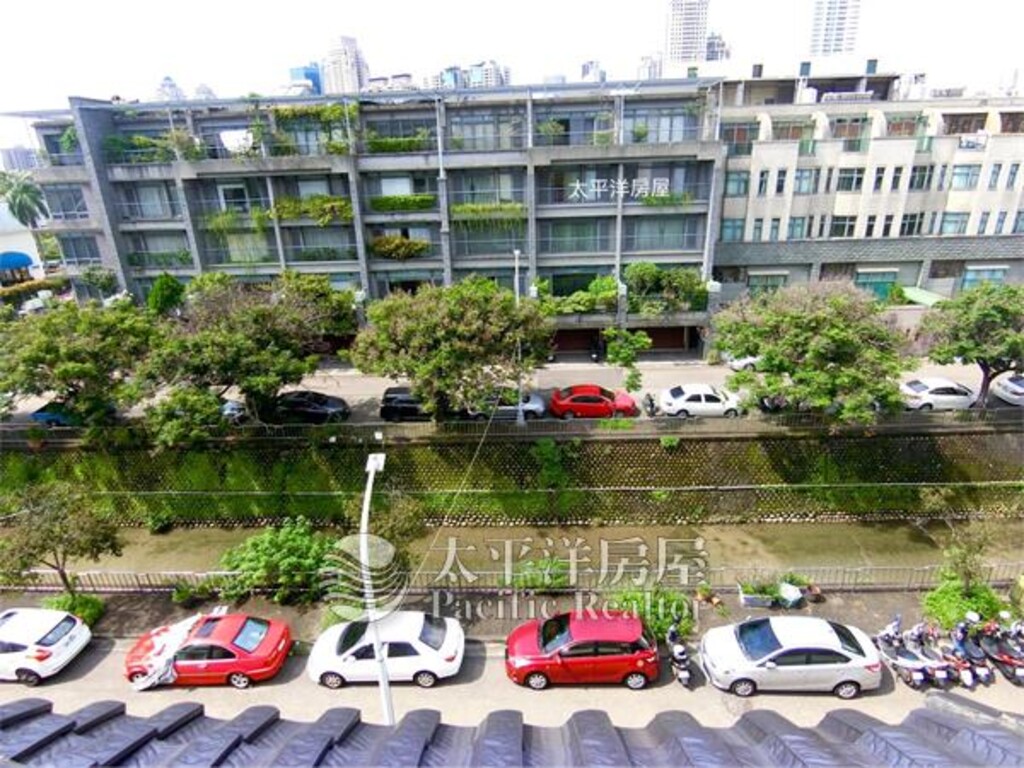 台中市南屯區大川街別墅七期精銳臨路別墅 房屋出售 樂屋網