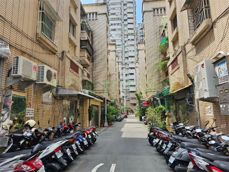 高雄市鼓山區龍德路公寓農十六龍華國小公寓2樓 房屋出售 樂屋網