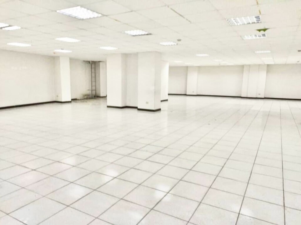 嘉義市東區民權路辦公嘉義公園旁大建坪住辦 房屋出售 樂屋網
